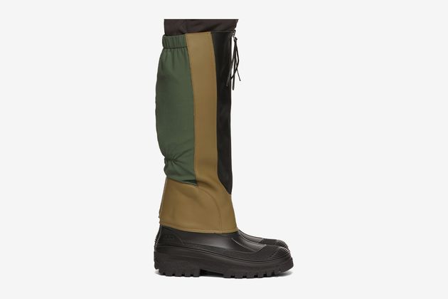 10 Pairs of Futuristic Boots to Wear to the Metaverse
