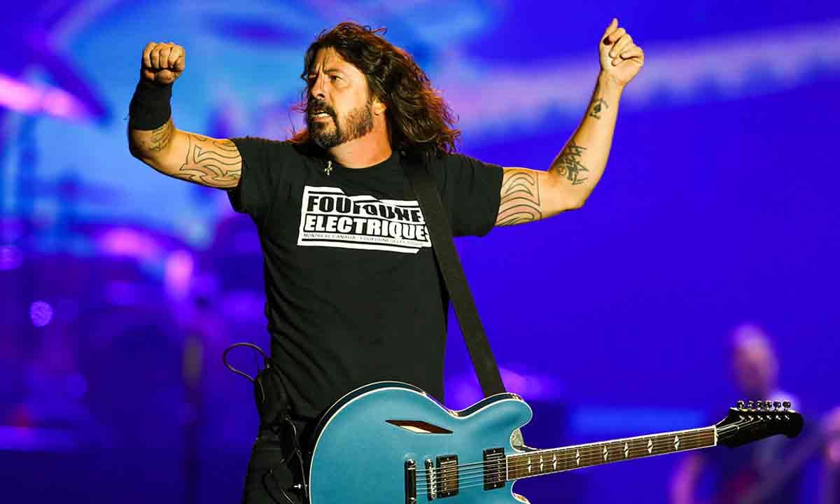 Nirvana Is Reunited for a Special Performance Last Night