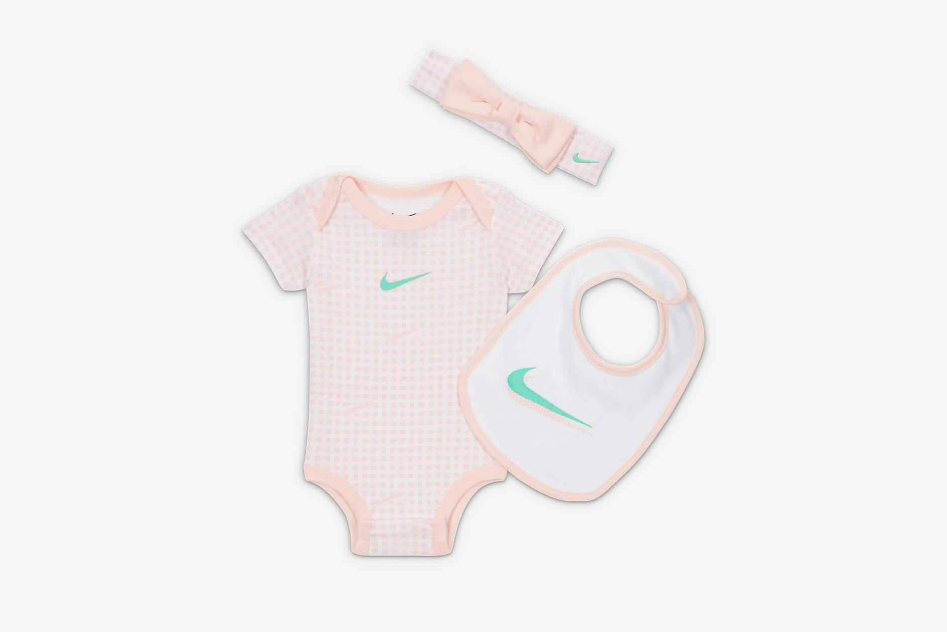 Shop The Cute Nike Gingham Set for Babies Here
