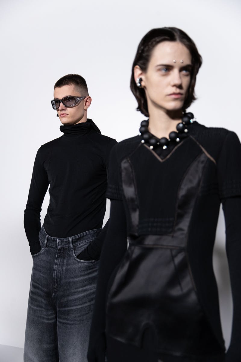 Givenchy FW22 Runway Collection Details: Shoes, Bags, Clothes