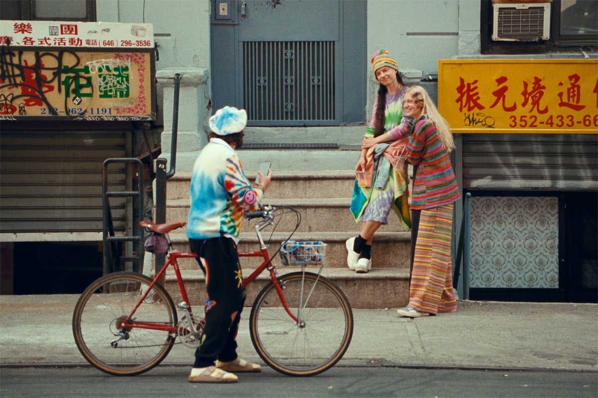 Mister Mort & The Elder Statesman Reject Corporate Cashmere