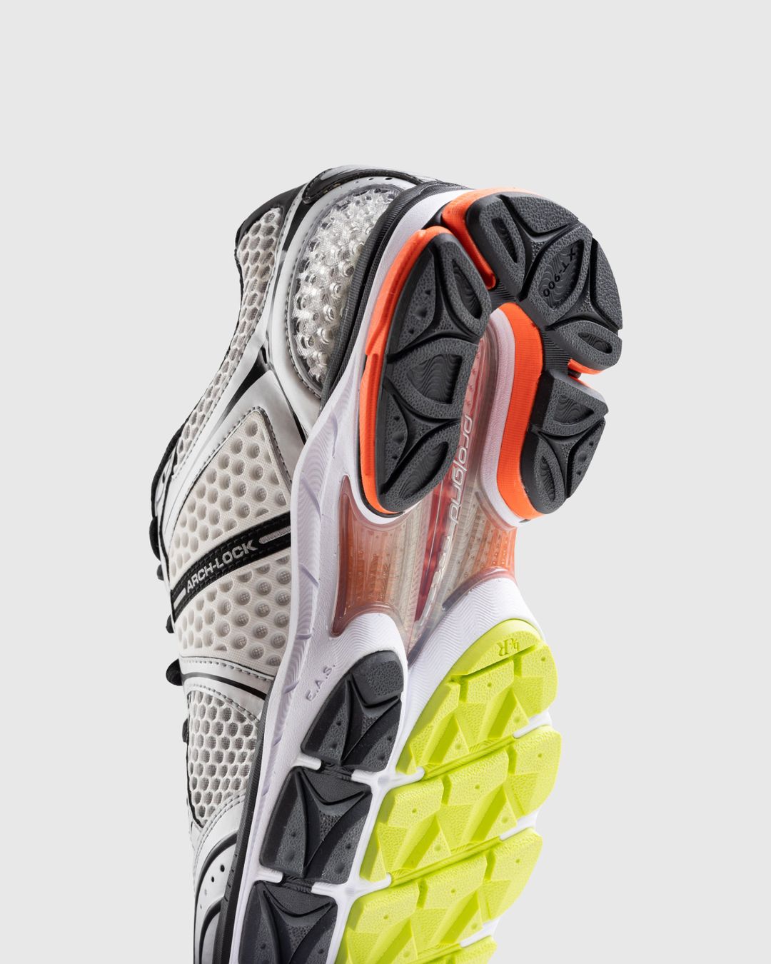 Saucony x Highsnobiety – Pro Grid Triumph 4 Silver/Multi | Highsnobiety ...