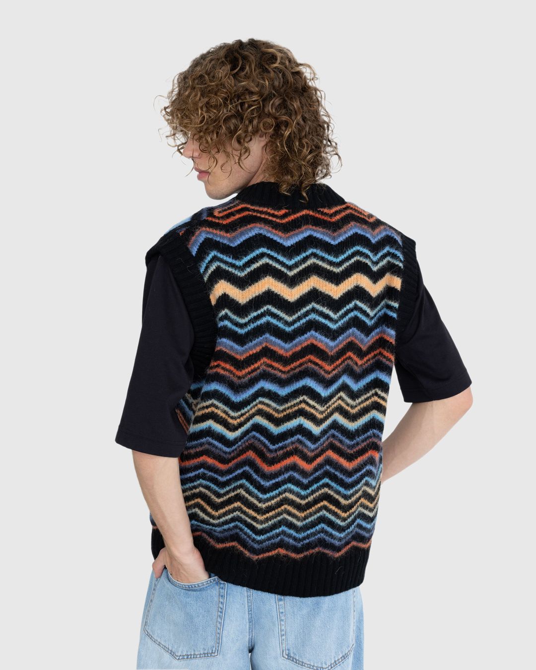 Missoni – Zig Zag Knit Vest Black/Orange/Light Blue | Highsnobiety Shop
