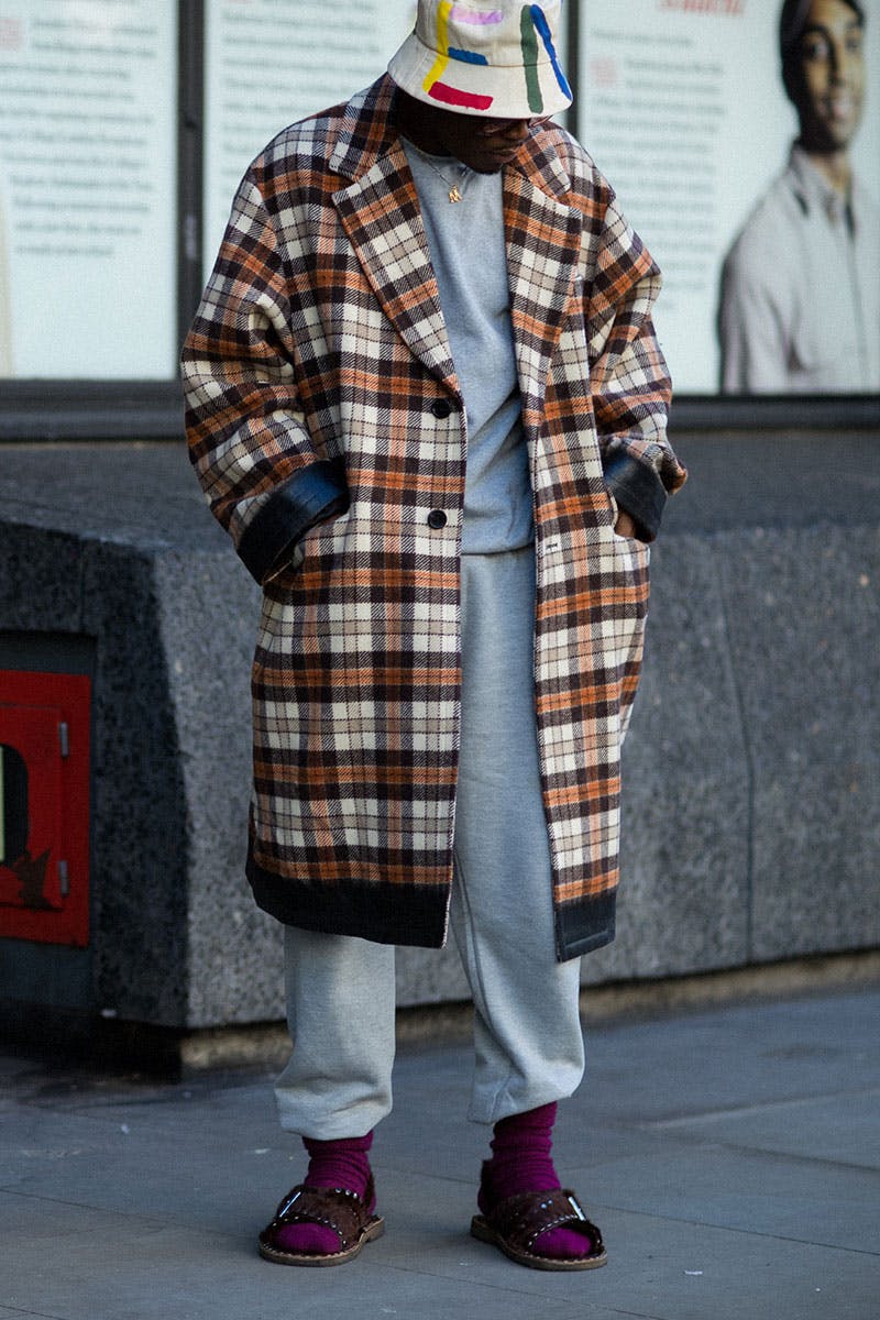 Thrifting For Clothes Like a Pro: The Ultimate Guide