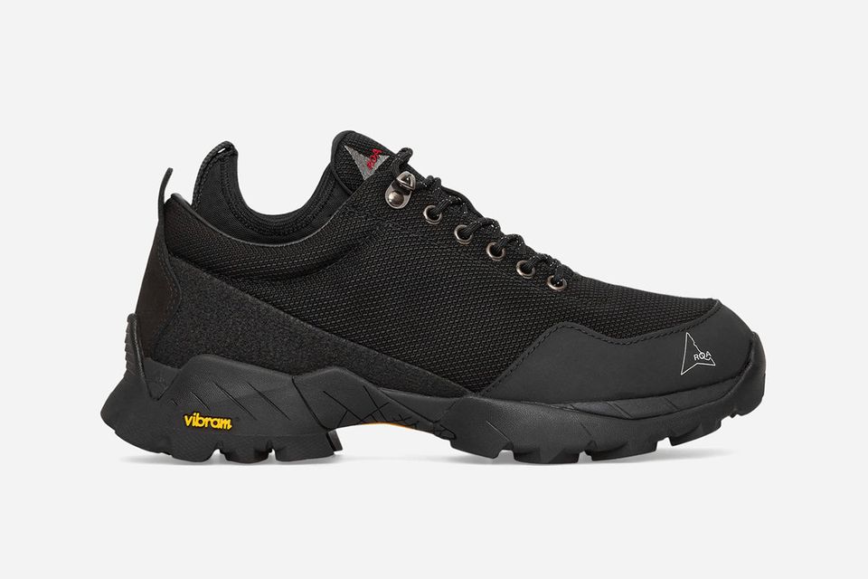 Our 8 Favorite ROA Hiking Boots to Shop Right Now
