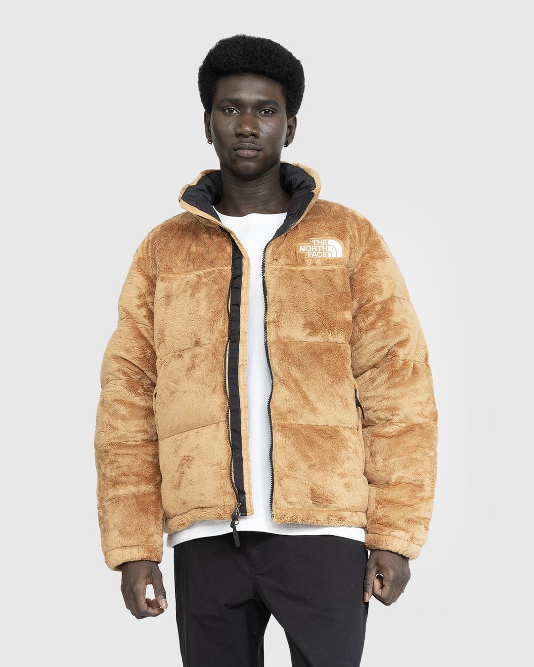 The North Face – Versa Velour Nuptse Jacket Beige | Highsnobiety Shop