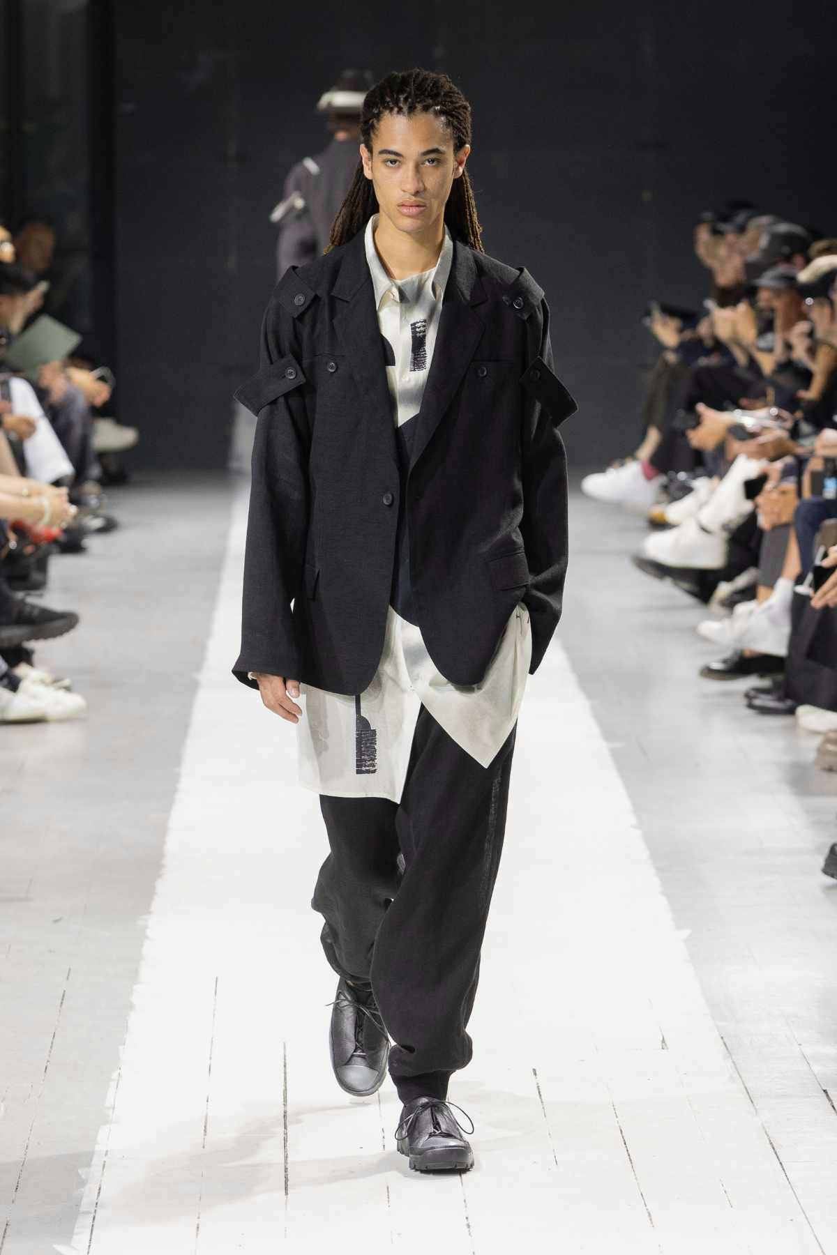 All the Details From Yohji Yamamoto's SS24 Runway Collection