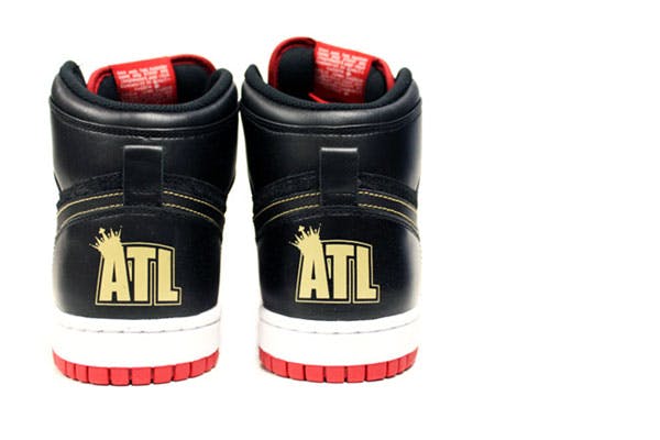 Nike "Atlanta" Big Nike High Quickstrike