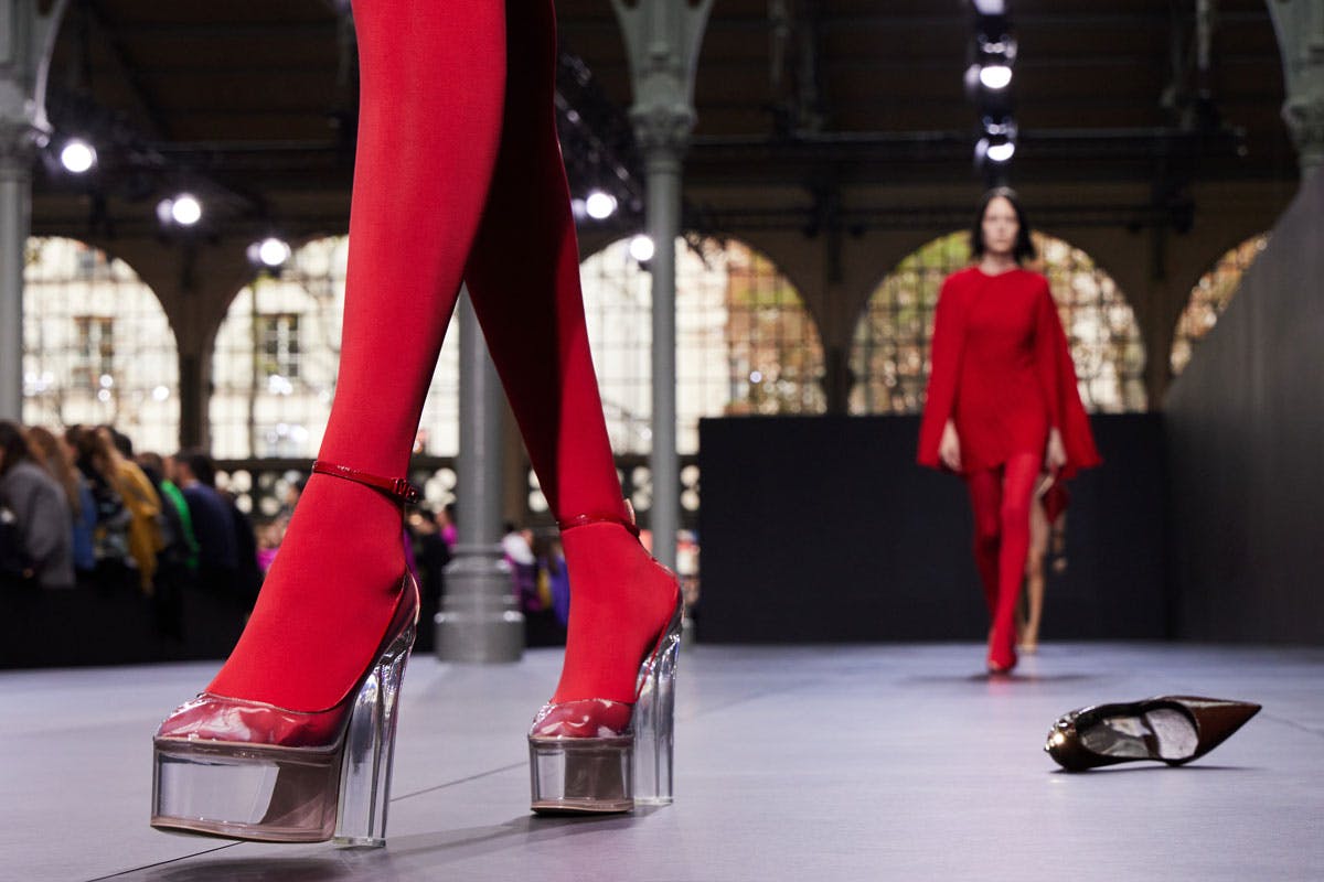 Valentino's SS23 Shoes & Falling Models: A Mystery Told on TikTok